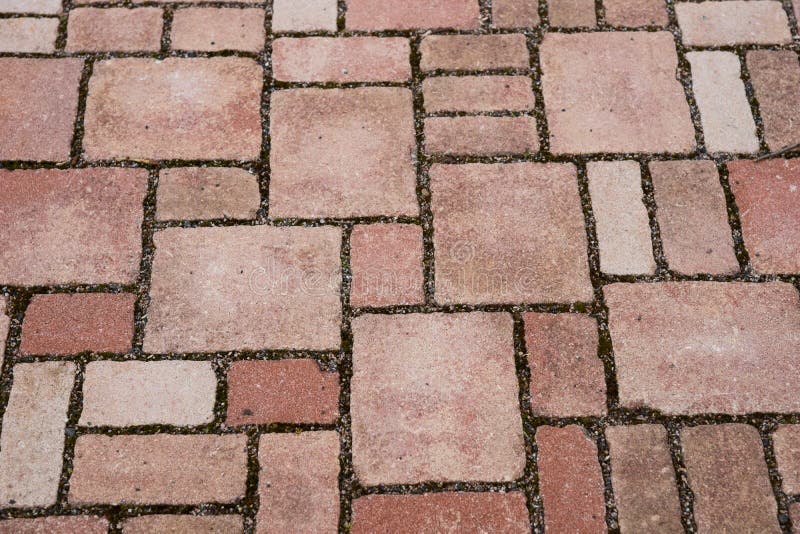 Pflastersteine Des Roten Backsteins Stockbild - Bild von schmutzig ...