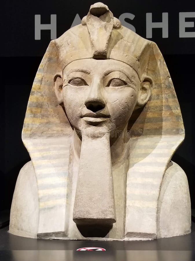 Pharaoh Hatshepsut`s Statue at the Hatshepsut Memorial Temple. Luxor ...