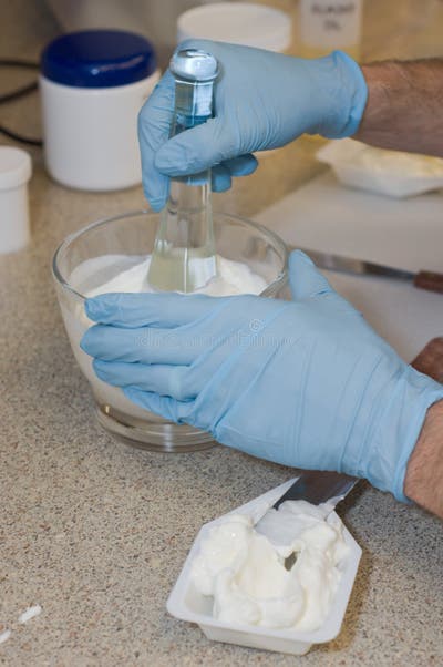 Pharmacist mixing medicine stock image. Image of chemistry - 9646893