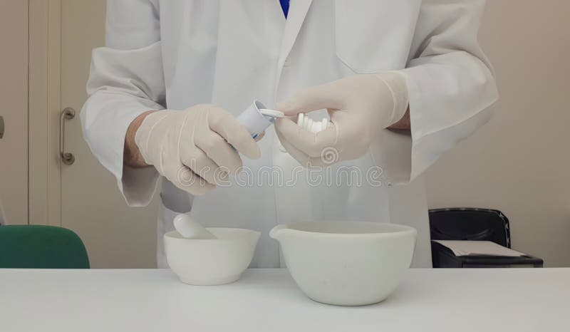 Pharmacist Performing a Quality Control of Effervescent Tablets Stock ...