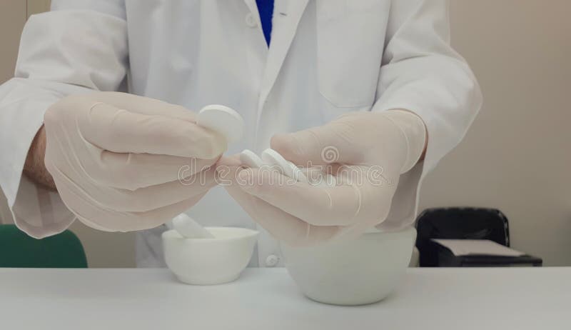 Pharmacist Performing a Quality Control of Effervescent Tablets Stock ...