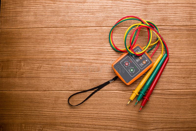 Large Plan Phase Indicator. Measuring the Correct Phasing of Three ...