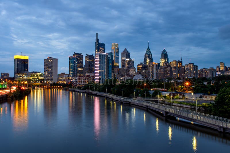 Philadelphia City Lights editorial photo. Image of metropolis - 130744716