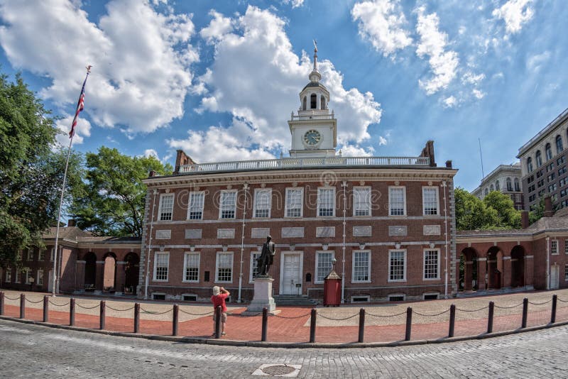 Philadelphia, PA: Independence Hall Editorial Photo - Image of windows ...