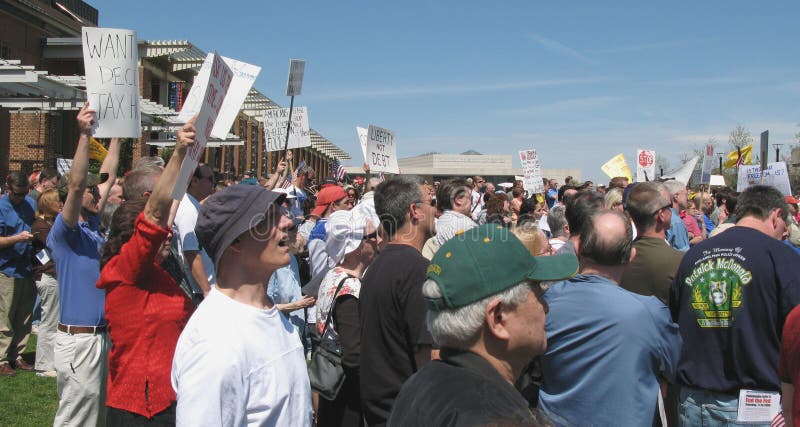 Addressing the Crowd editorial photography. Image of university - 11870767