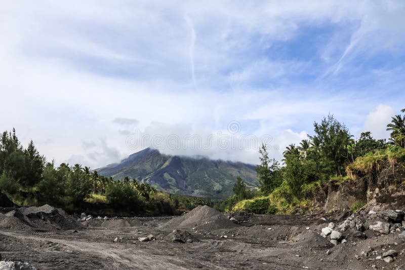 Philippines Legaspi Mayon Volcano Stock Image - Image of landscape ...