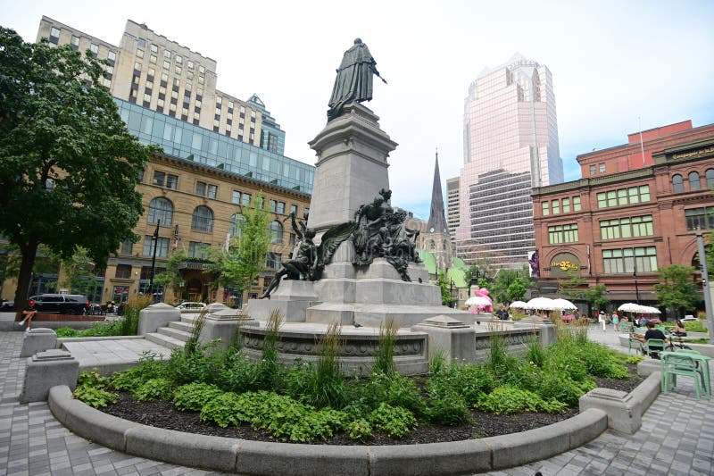 Philips Square in Downtown Montreal Editorial Image - Image of quebec ...
