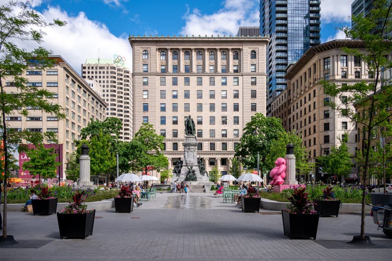 Philips Square in Downtown Montreal Editorial Stock Photo - Image of ...