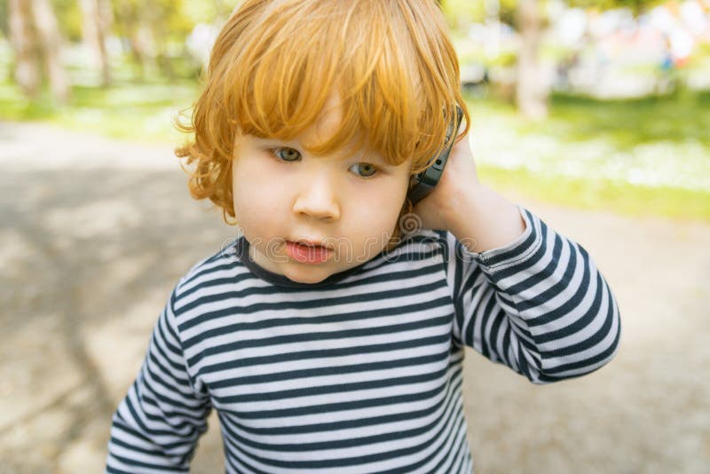 Phone call stock image. Image of cellphone, hair, little - 40276393