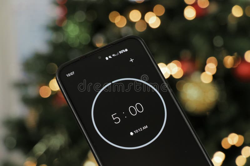 Phone with 5-minute timer stock image. Image of seconds - 352757581