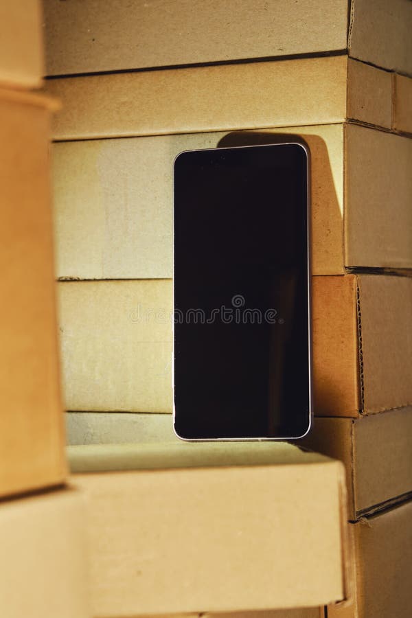 Phone is in the Warehouse Room. the Crisis of Smartphone Delivery and ...