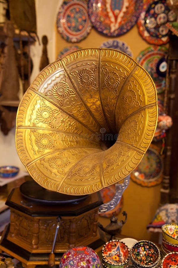 Phonograph stock photo. Image of antique, record, oldfashioned - 28499362