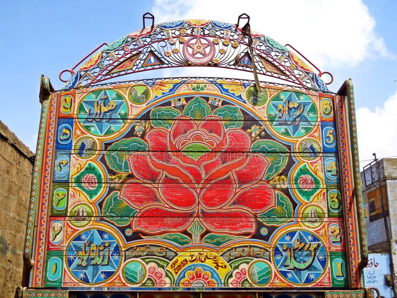 Phool Patti, Art De Camion Au Pakistan Photo stock - Image du artisanat ...