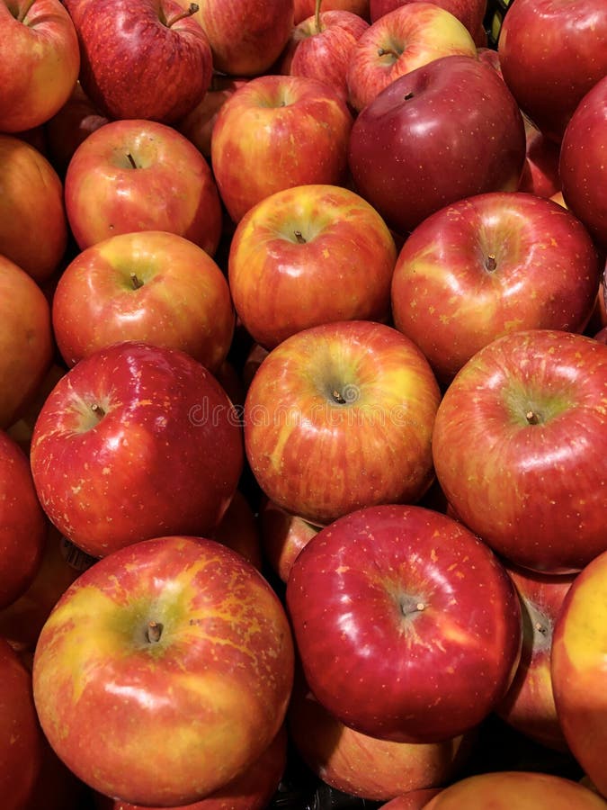 Photo Apple Fruit on the Counter of the Supermarket Stock Image - Image ...