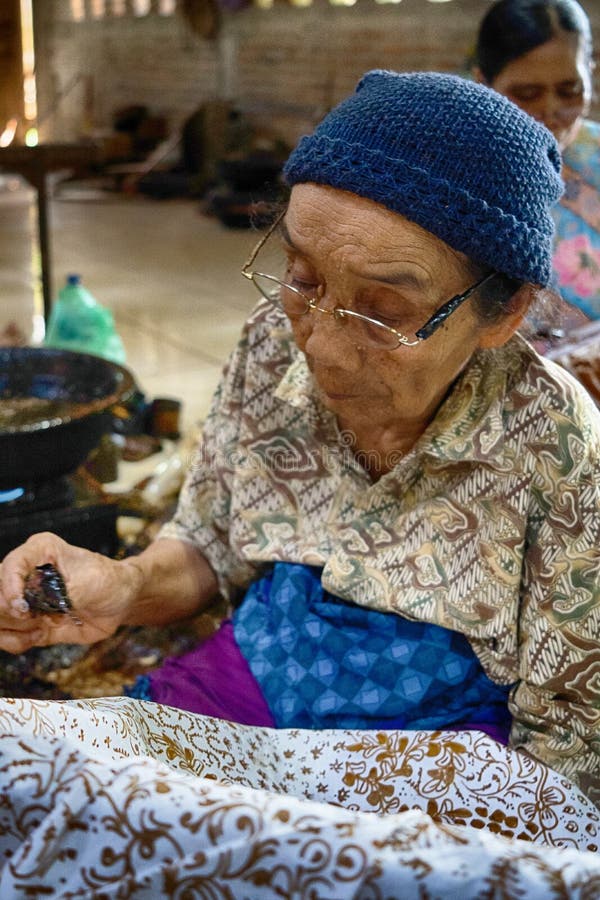November 5, 2022 Batik Painting Process in Lasem, Central Java ...