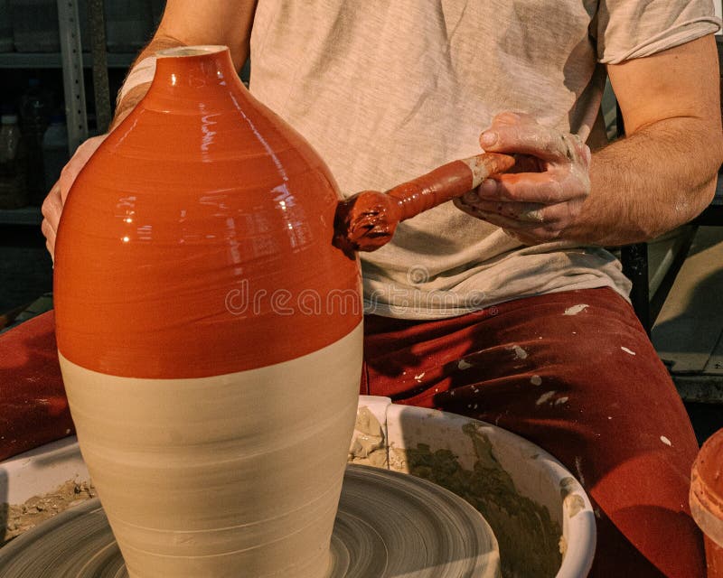 Photo of a Ceramic Pot Maker. Stock Photo - Image of cruche, création ...