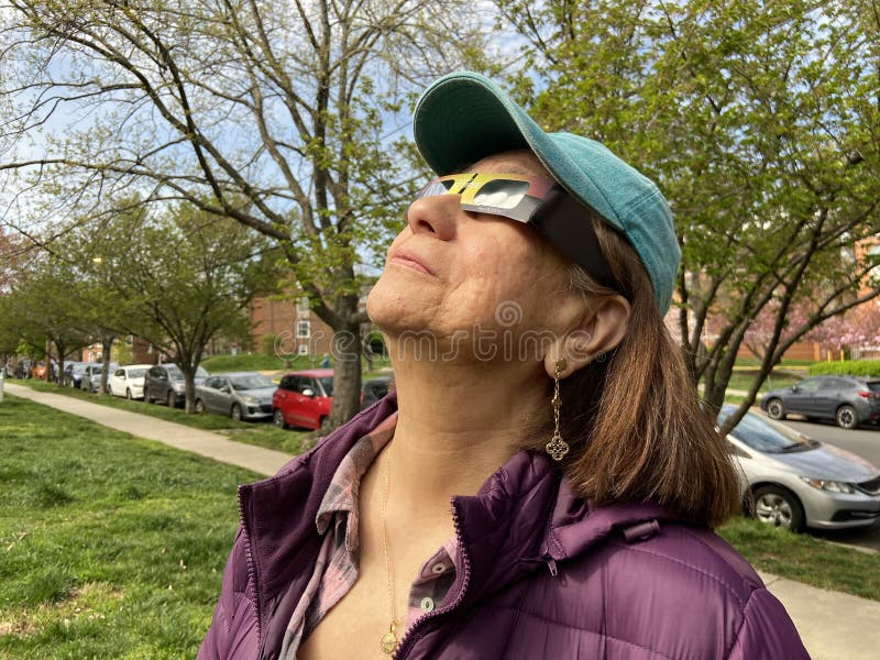 Partial solar eclipse stock image. Image of moon, crescent - 156715673