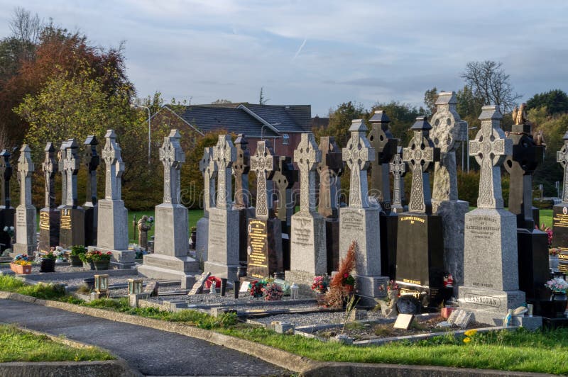 Graveyard editorial image. Image of ireland, tomb, dead - 260749885