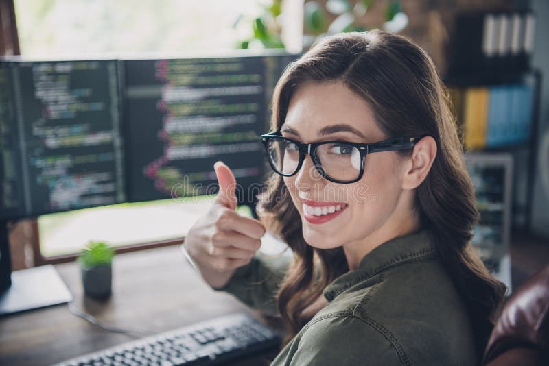 Photo of Smart Lady Software Hardware Expert Administration Web ...