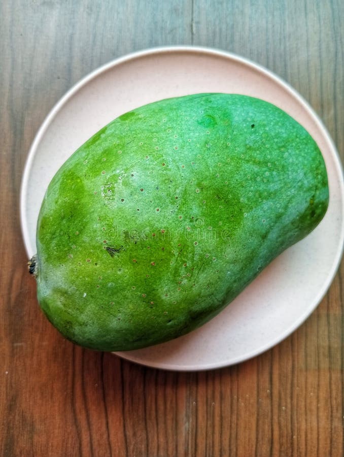 Portrait of Mango on the Table Stock Image - Image of vegetable ...