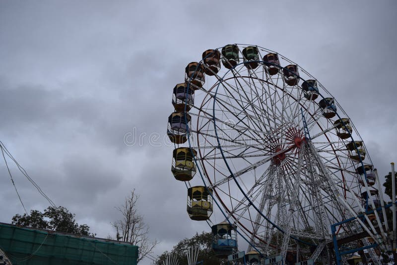 Photography of a Giant Wheel Stock Image - Image of wheel, view: 168640295