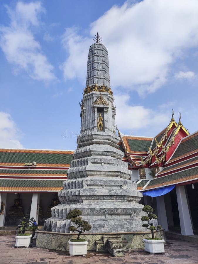 Phra Prang Tower in Wat Pho Buddhist Temple Complex in Bangkok Thailand ...
