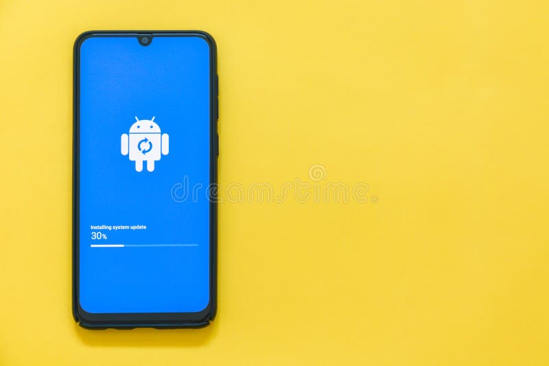 Android Mobile Phone Operating System on Samsung Smartphone Editorial ...