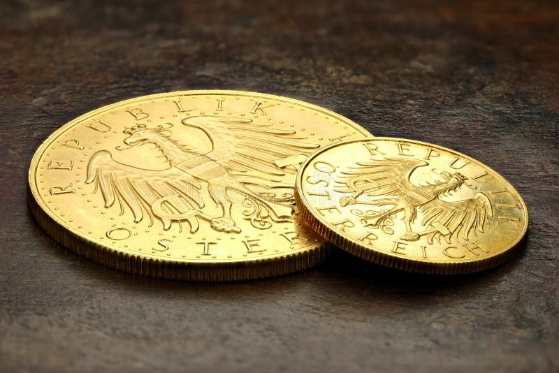 Ducat autrichien d'or image stock. Image du historique - 40777187