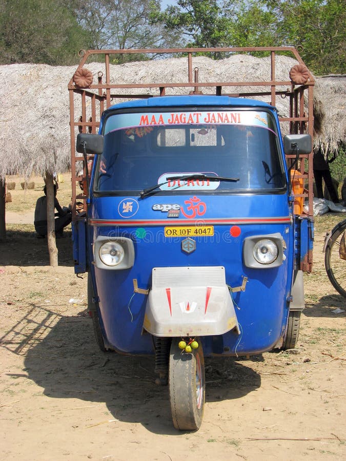 Piaggio Ape at the Indian Rural Village Editorial Image - Image of ...
