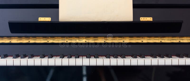 191 Front View White Piano Keys Stock Photos - Free & Royalty-Free ...