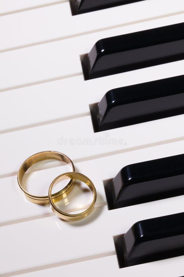 Piano Keyboard Wedding Rings Stock Photos - Free & Royalty-Free Stock ...