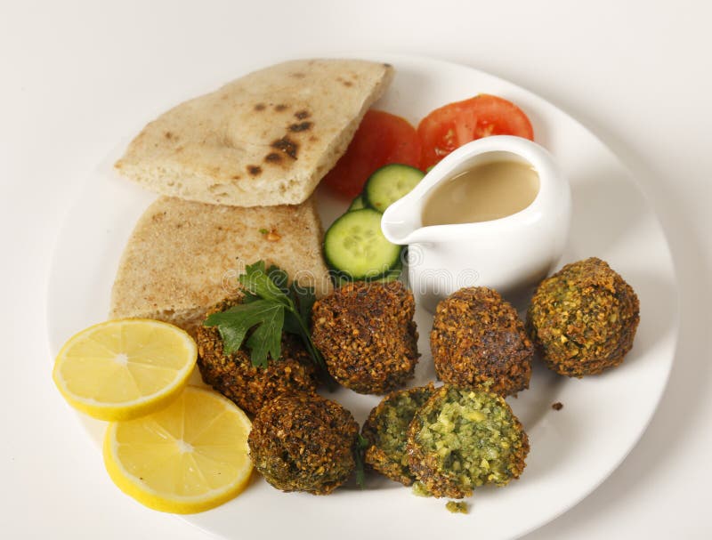 Panino Della Tasca Del Falafel Con Insalata Immagine Stock - Immagine ...