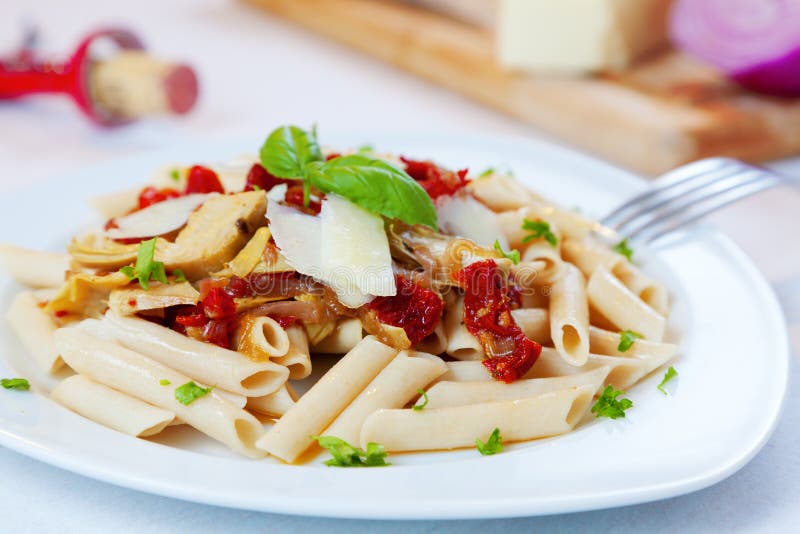 Piatto della pasta immagine stock. Immagine di pranzo - 22387099