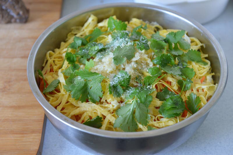 Piatto freddo di rinfresco fotografia stock. Immagine di formato - 38218772