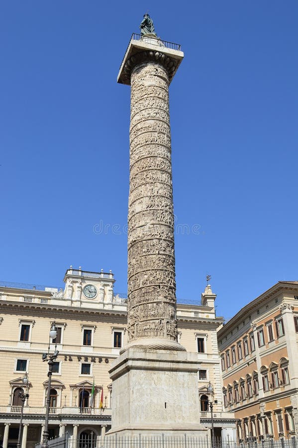 Piazza Colonna In Rome - Italy Royalty Free Stock Images - Image: 20994709