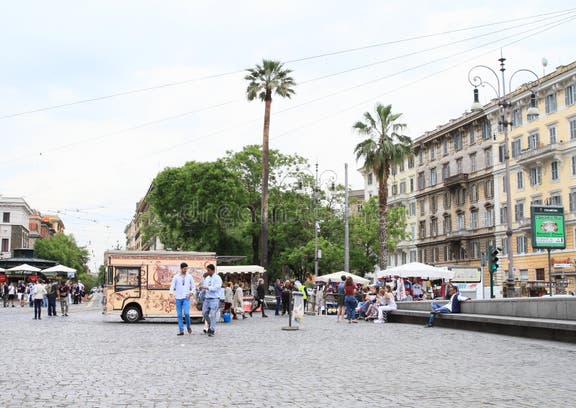 Piazza Del Risorgimento a Roma Fotografia Stock Editoriale - Immagine ...