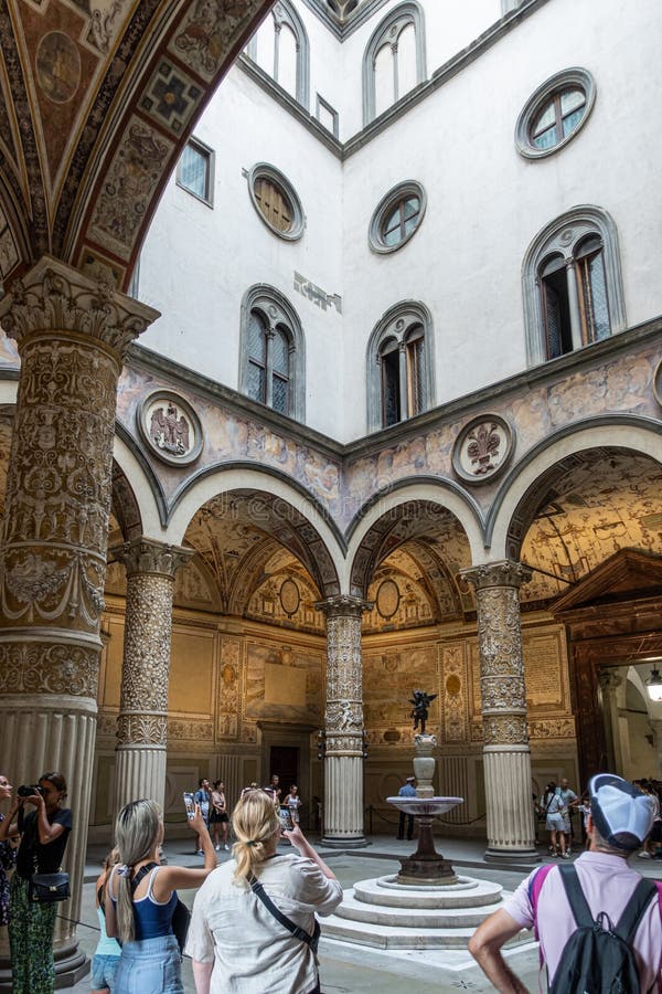 Piazza Della Signoria in Florence, Italy Editorial Stock Photo - Image ...