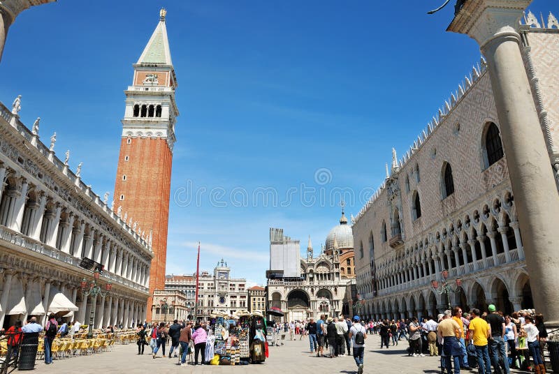 Piazza San Marco editorial stock photo. Image of temple - 33210133
