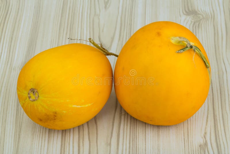 Piccolo Melone Giallo Dolce Fotografia Stock - Immagine di closeup ...