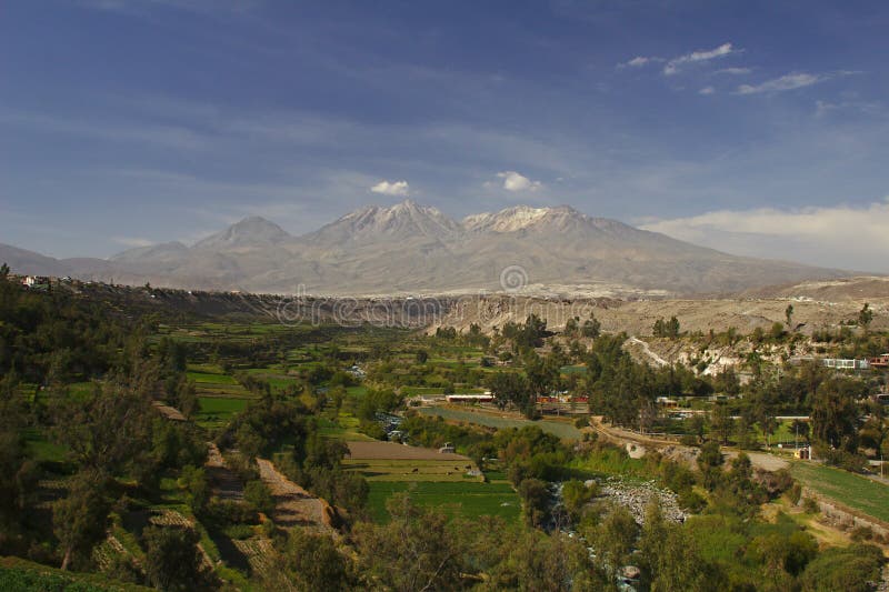 Pichu Pichu Arequipa imagen de archivo. Imagen de america - 49405939