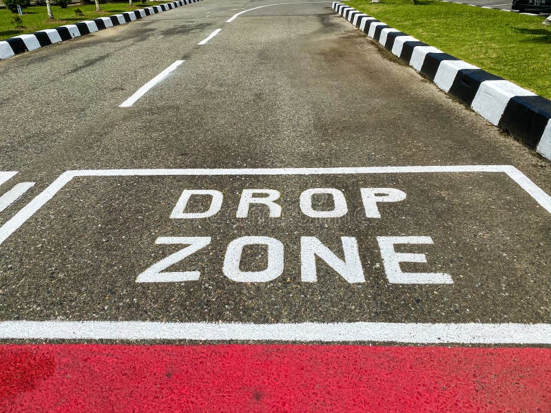Pick Up & Drop Off Passengers at Airport Stock Photo - Image of taxi ...