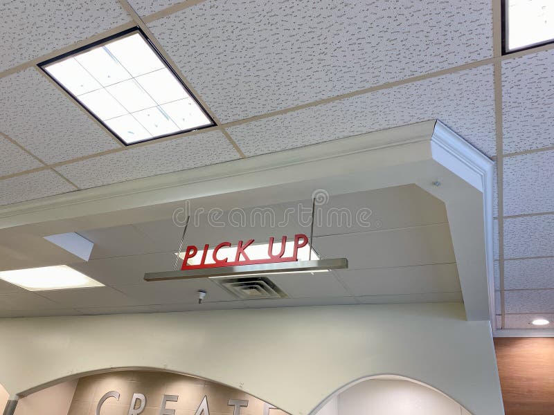 The Food Pick Up Order Counter at a Buc Ees Editorial Image - Image of ...