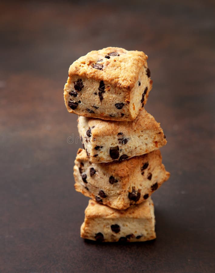 Picos de chocolate foto de stock. Imagem de cozedura - 171996864