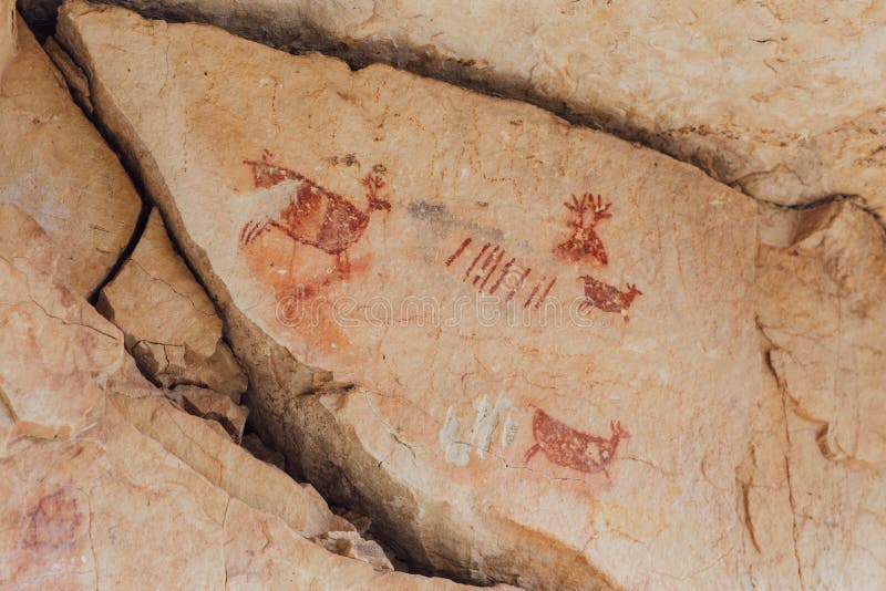 Pictogramas En Grand Canyon Imagen de archivo - Imagen de roca ...