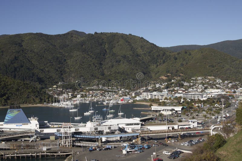 Picton Harbour editorial stock image. Image of zealand - 20182784