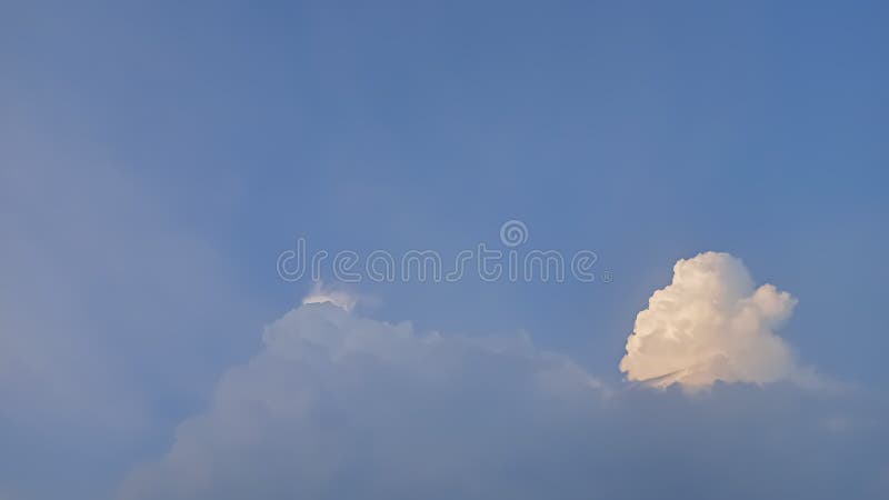 A Picture of Dramatic Sky. Sunrise with Beautiful Cloud. Dramatic, Blue ...