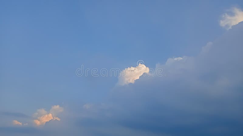 A Picture of Dramatic Sky. Sunrise with Beautiful Cloud. Dramatic, Blue ...