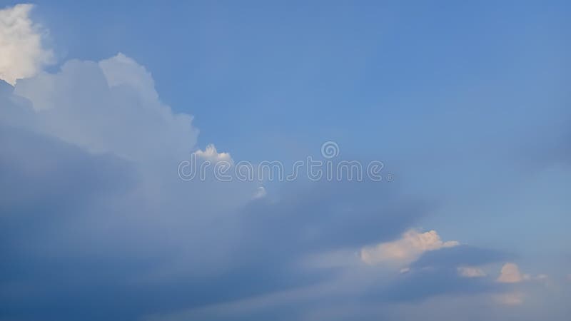 A Picture of Dramatic Sky. Sunrise with Beautiful Cloud. Dramatic, Blue ...