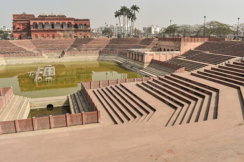 Picture Gallery in Lucknow India Editorial Photo - Image of plaza ...