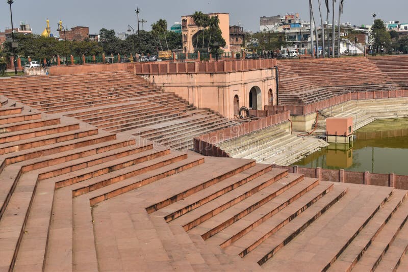 Picture Gallery in Lucknow India Editorial Image - Image of brickwork ...